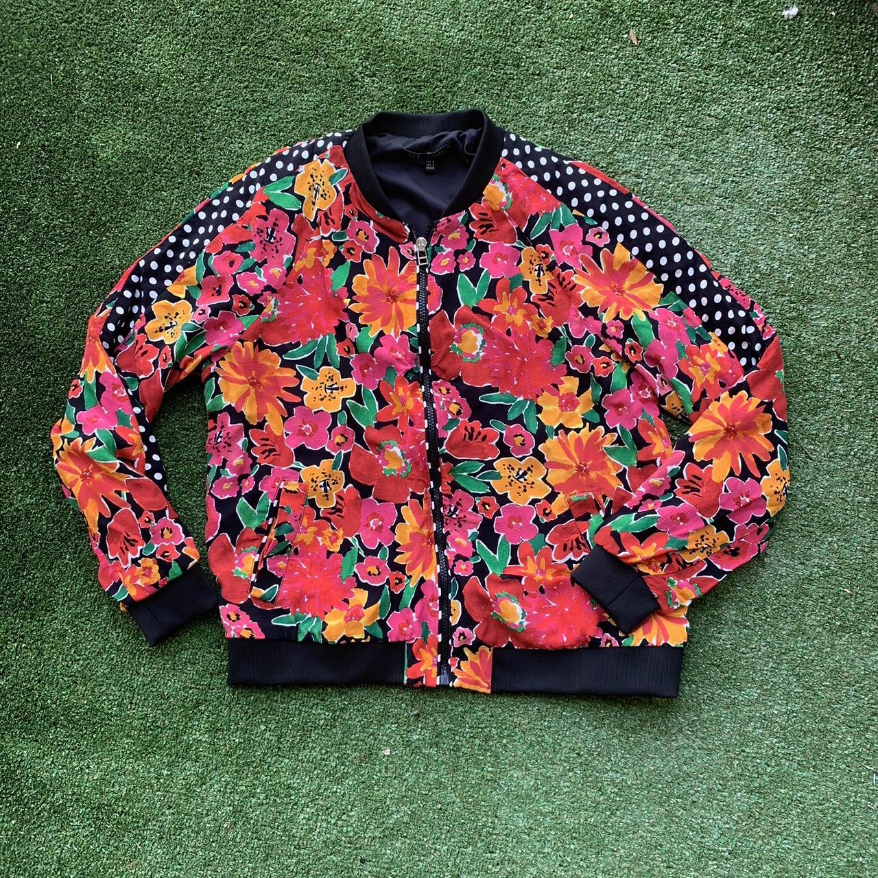 Zara Floral jacket Size Small Loud and fun 90’s... - Depop