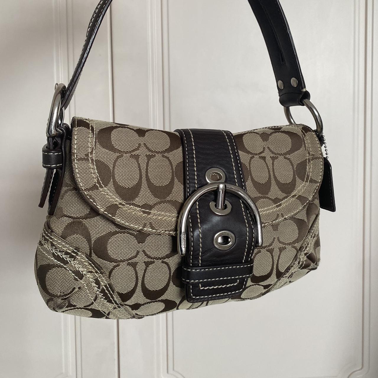 Gorgeous vintage Coach soho bag in beige monogram... - Depop