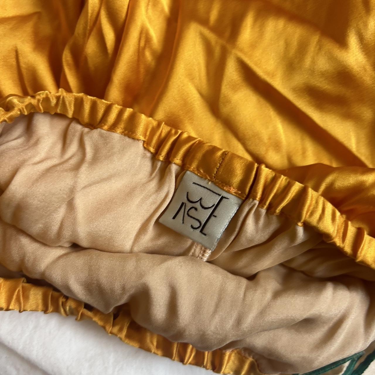 Base range silk sample skirt - Depop