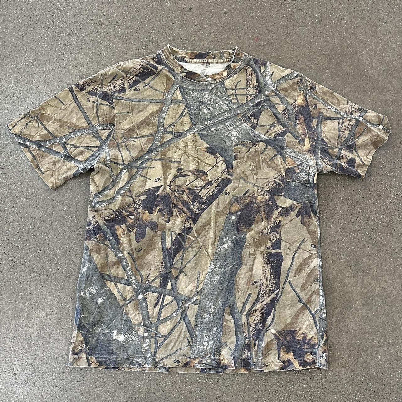 Large Realtree Style Hunting Camo Pocket Shirt 21x27 - Depop