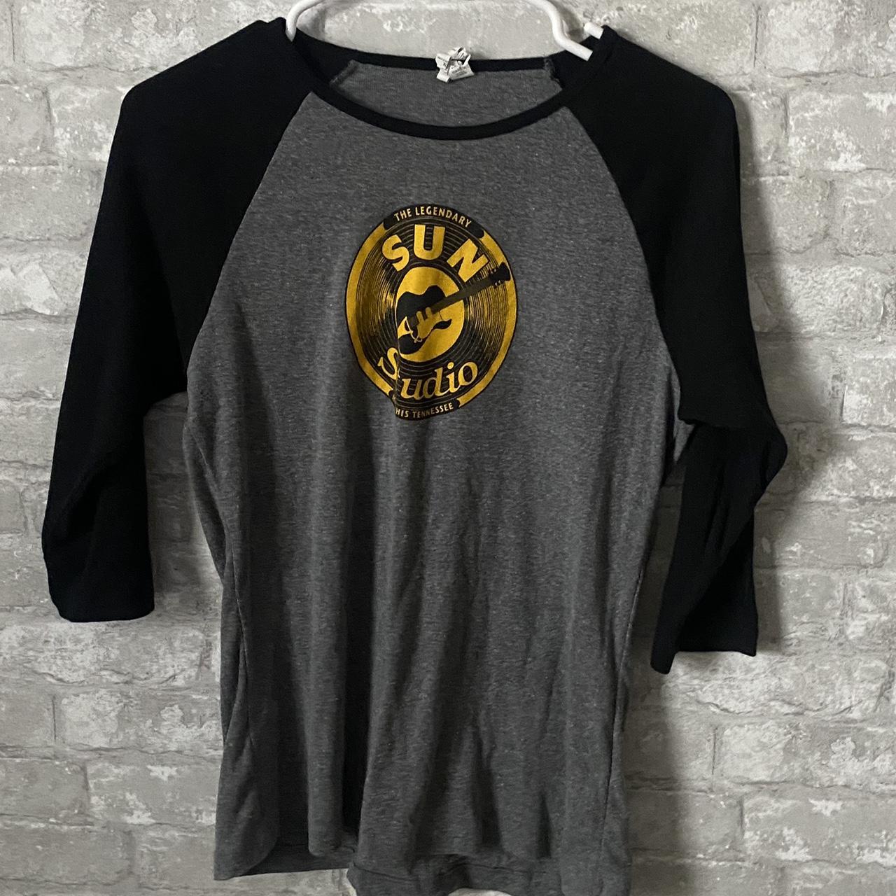 Johnny Cash Sun Studio record label 70s style mid... - Depop