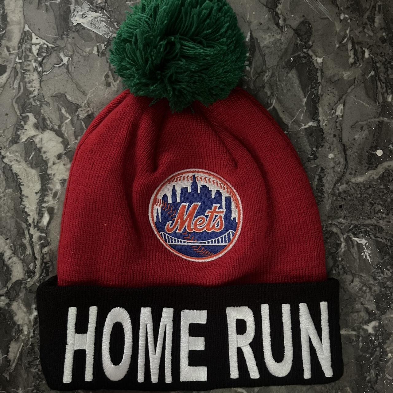 New York Mets Apple Beanie - new with tags - Depop