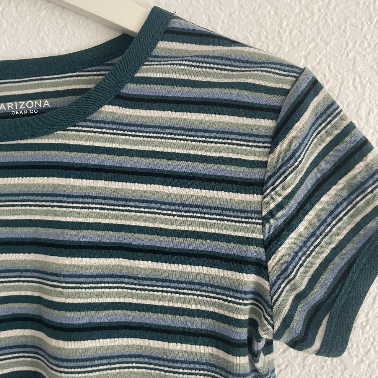 ringer tee 🪩🛹🛼🤸‍♀️ cute vintage look to it, brand is... - Depop