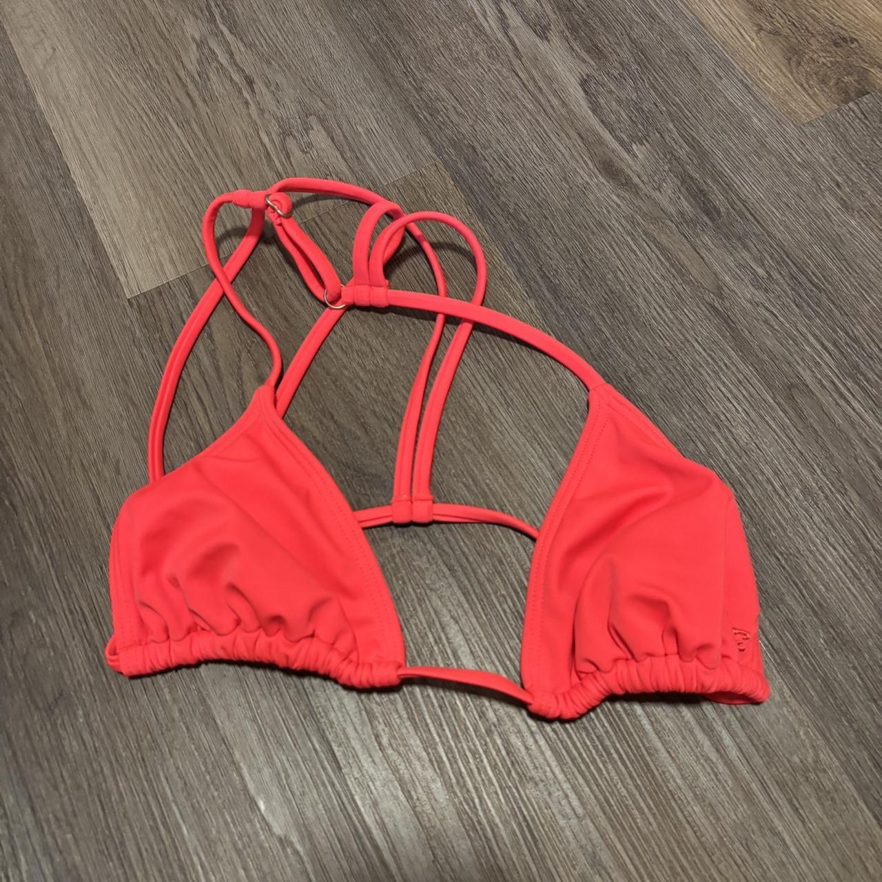 Coral bikini top crisscross back size large... | Depop