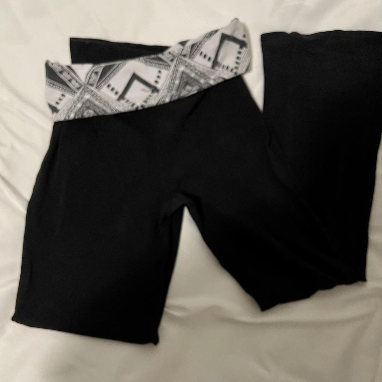 Fold over flared leggings -flared fold over... - Depop