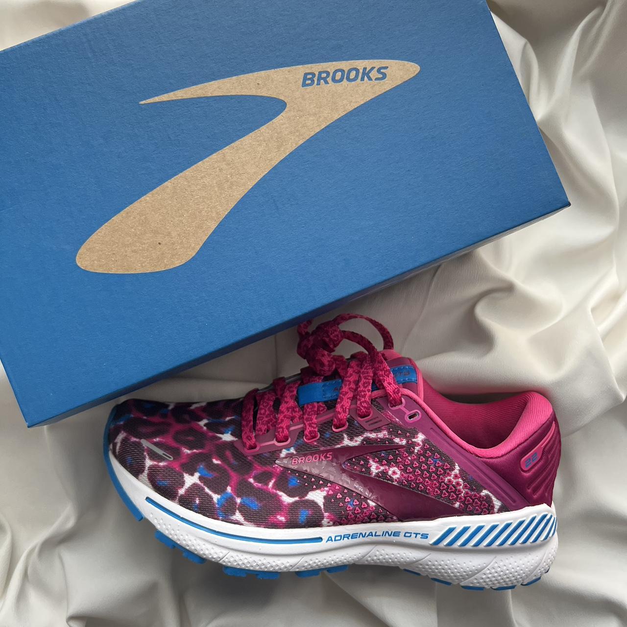 NWT Brooks Pink Leopard Print Shoes - Depop