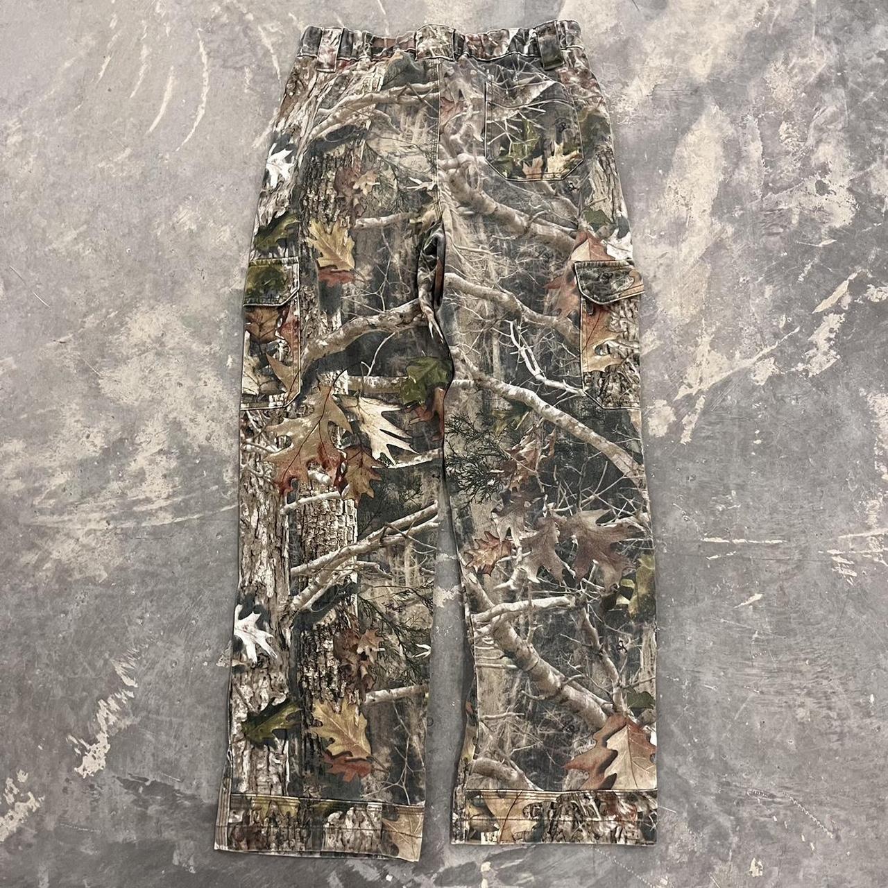 Realtree camo cargo pants vintage cotton jeans baggy... | Depop