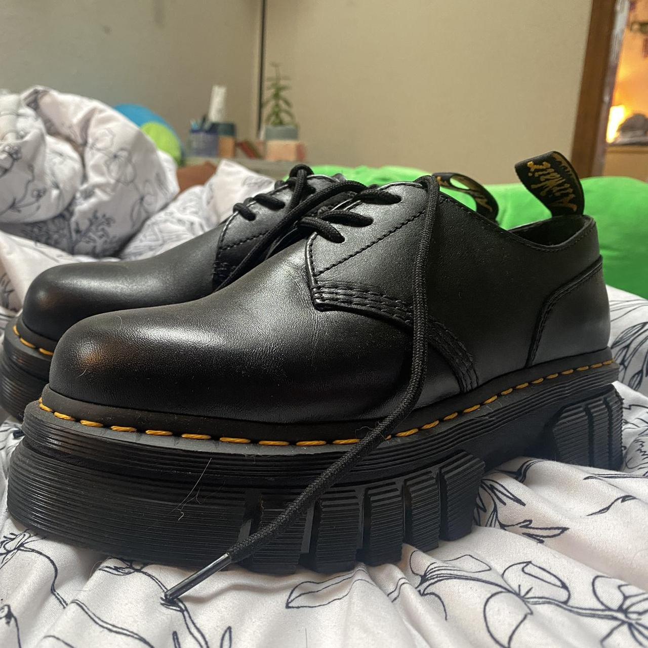 Platform low top doc martens Worn once Like... - Depop
