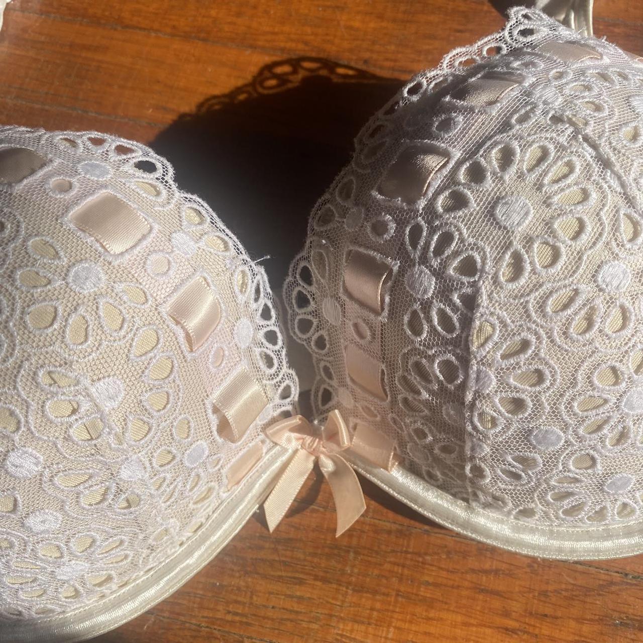 Victoria’s Secret 34D cream lace bra. In good... - Depop