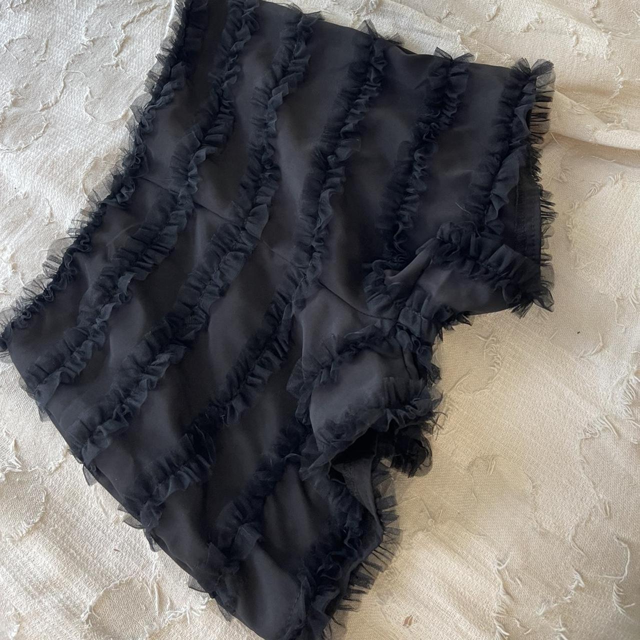thrifted black ruffled bloomer shorts no tag, fits... - Depop