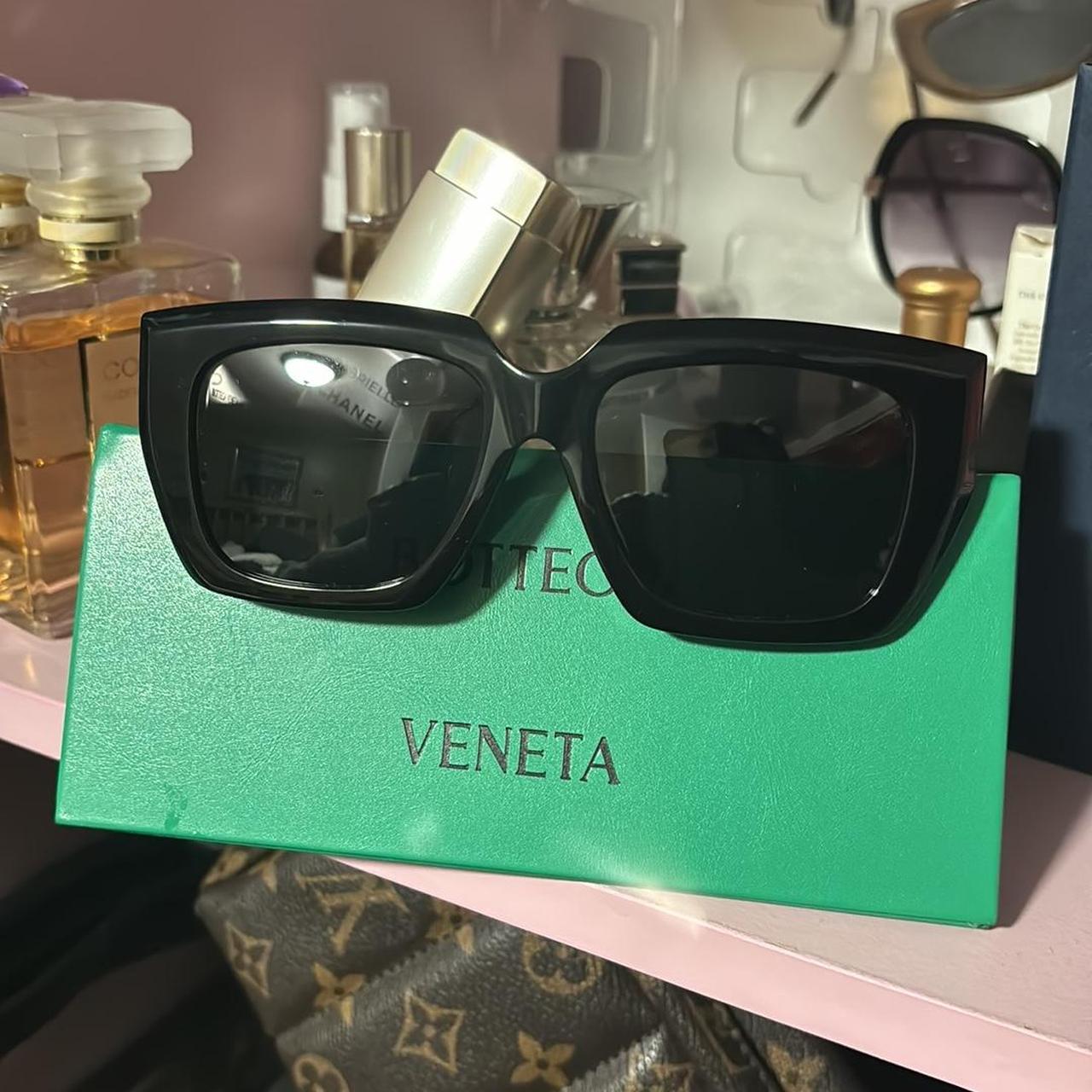 Bottega sunnies - Depop