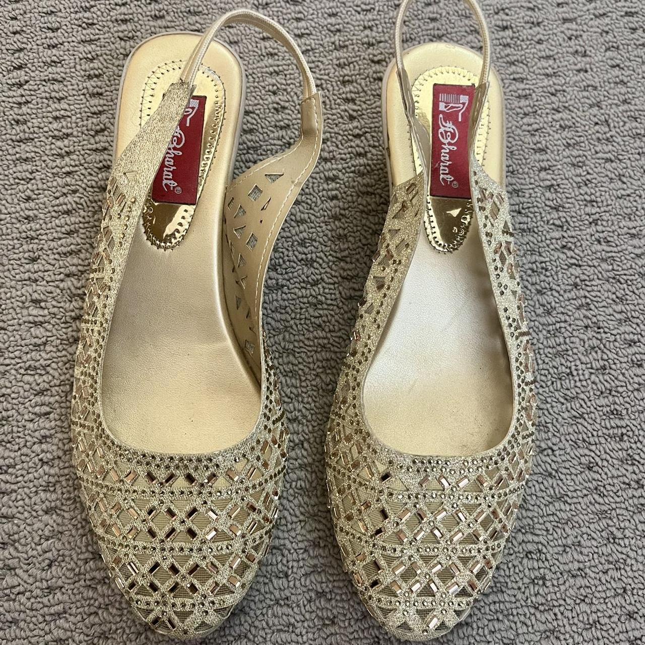 Sparkly gold low heels, perfect for if you want a... - Depop