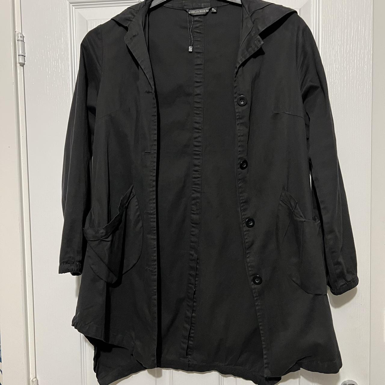 Lightweight jacket, unusual style. #90s #jackets - Depop