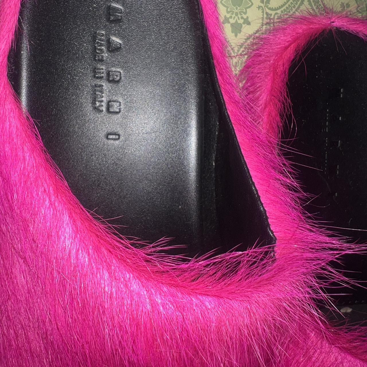 Pink marni slides worrn one time very vibrant color - Depop