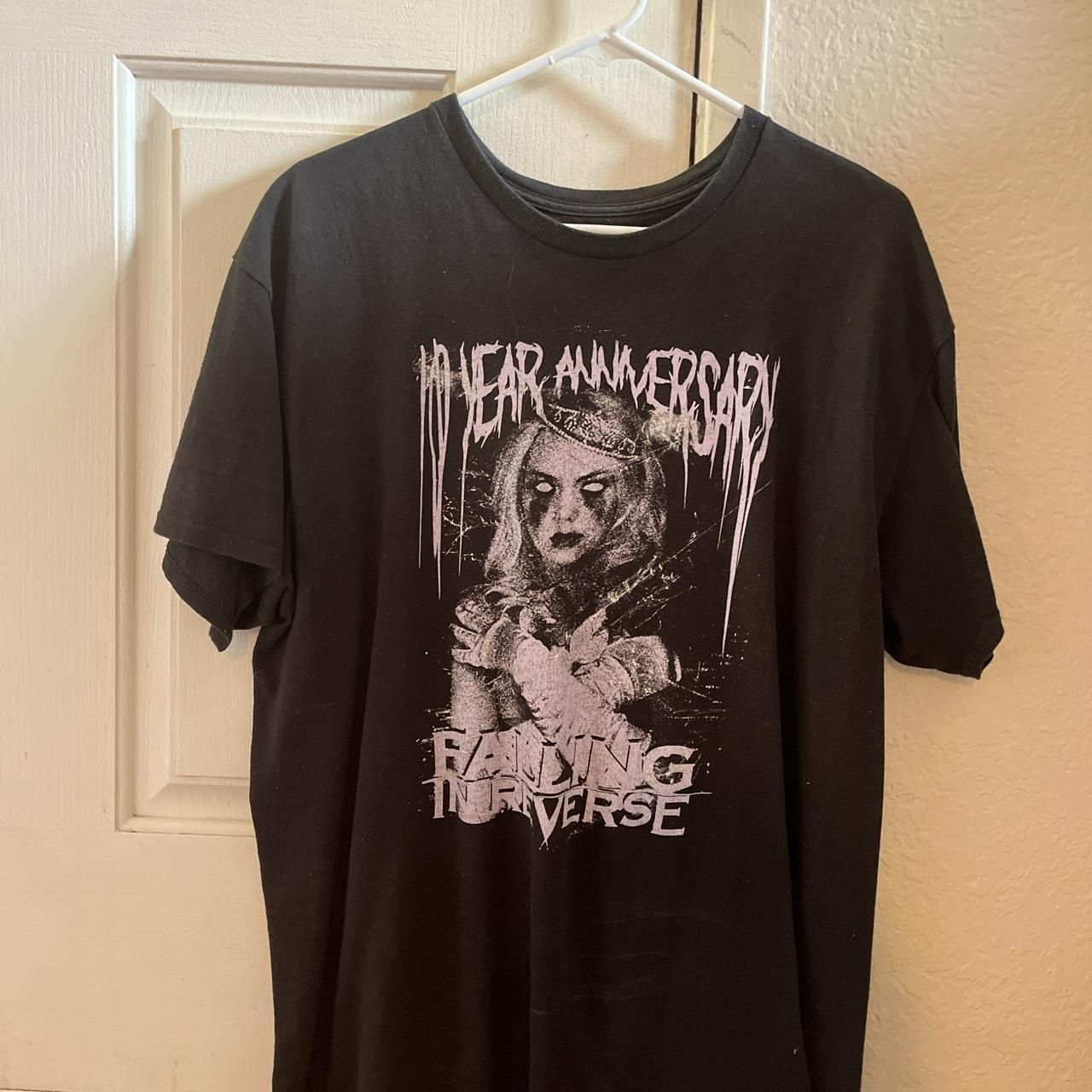 Hot Topic Men's Black T-shirt | Depop