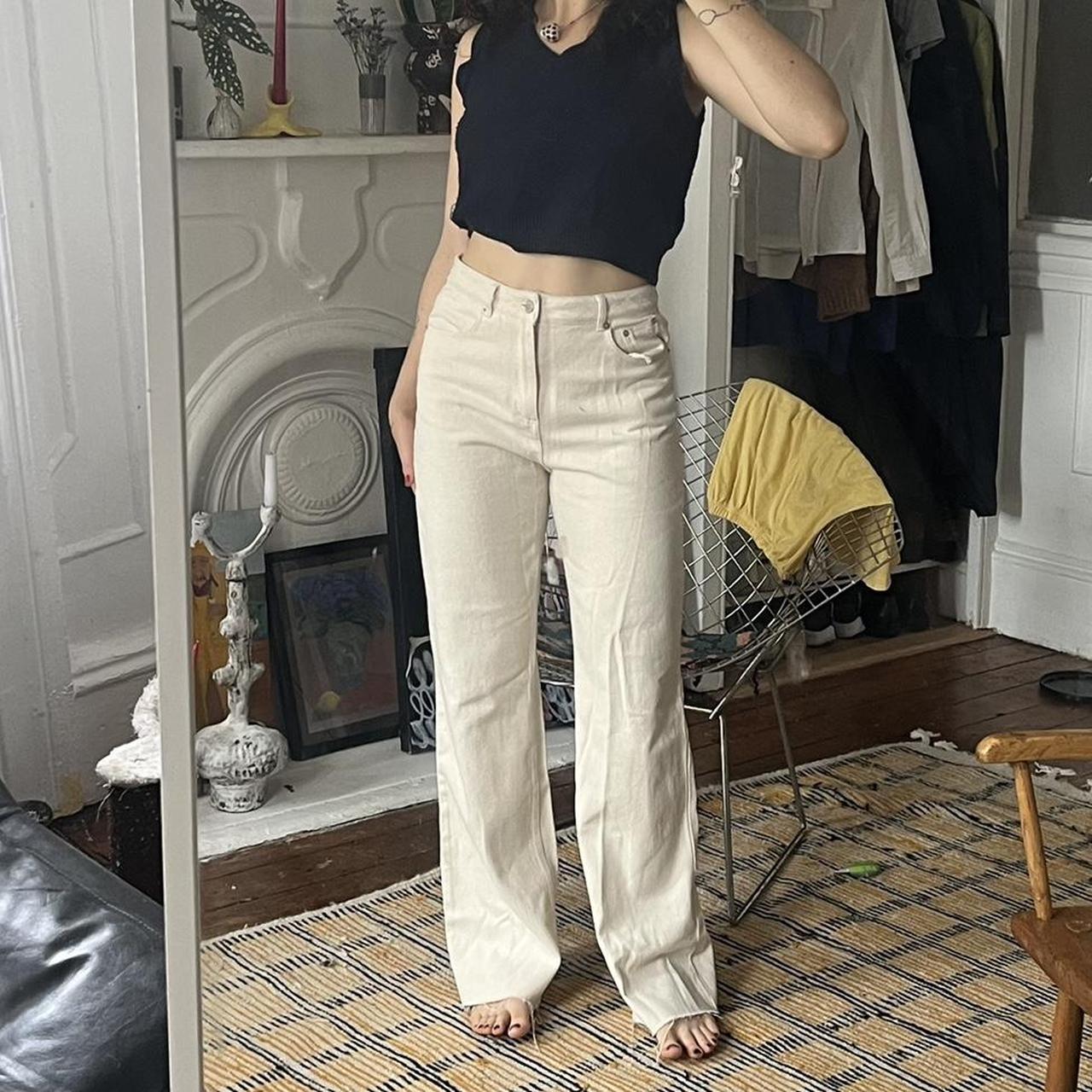 High rise cream pants 🔒 Wide leg Im 5'7" for... - Depop