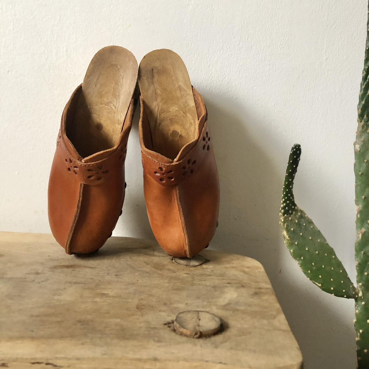 Gorgeous little vintage leather clogs. Cut out... - Depop