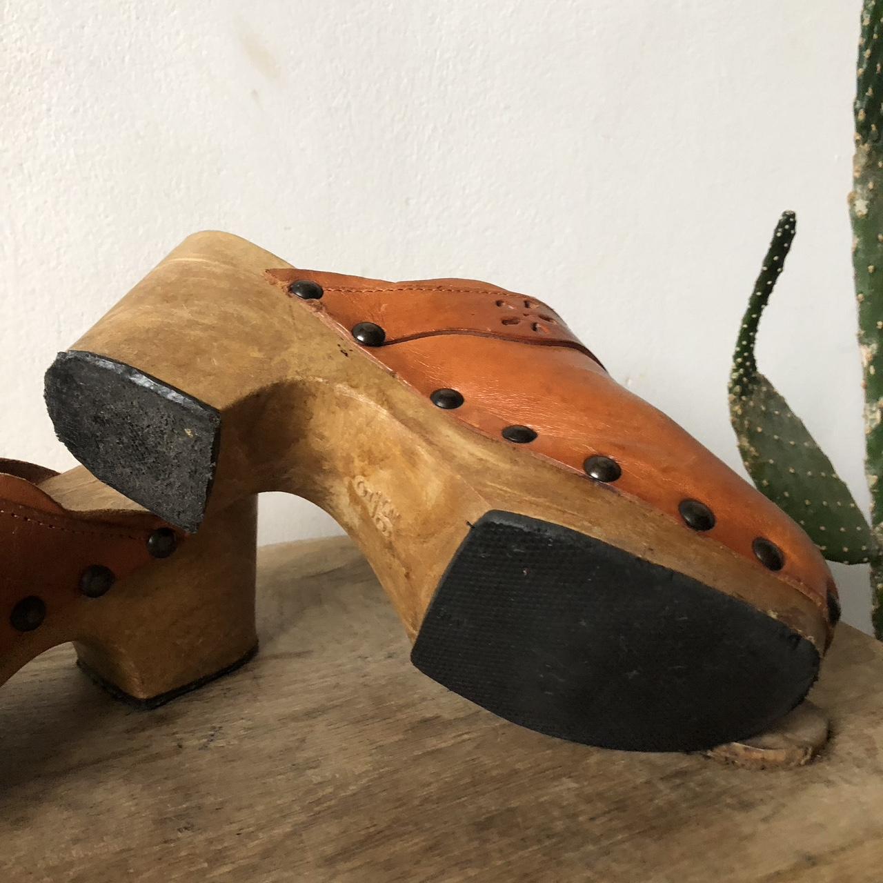 Gorgeous little vintage leather clogs. Cut out... - Depop