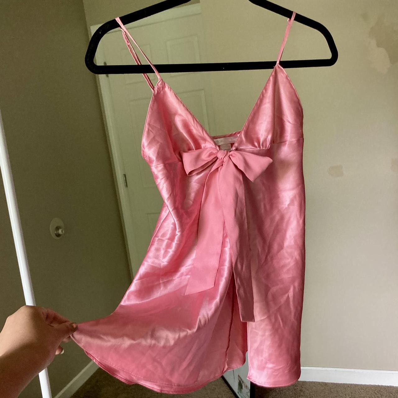 Victoria's Secret Women's Pink Vest | Depop
