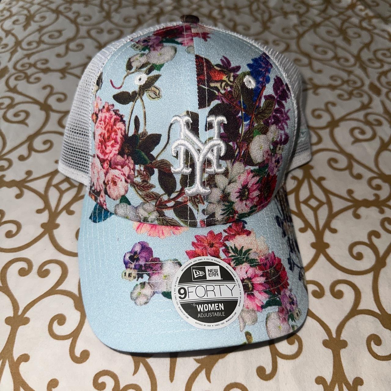 Women New York Mets Hat #mets #newyork #hat #flowers - Depop