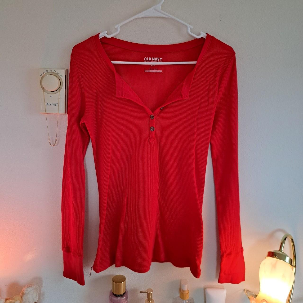 red henley top ° ᡣ𐭩 . ° . brand: old navy size:... - Depop