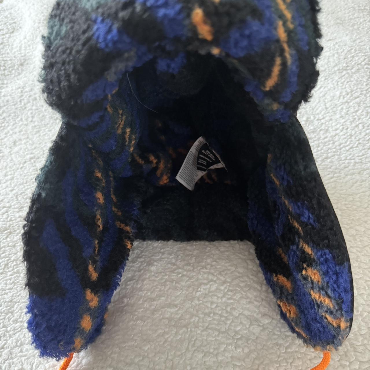 North Face trapper hat worn once - Depop