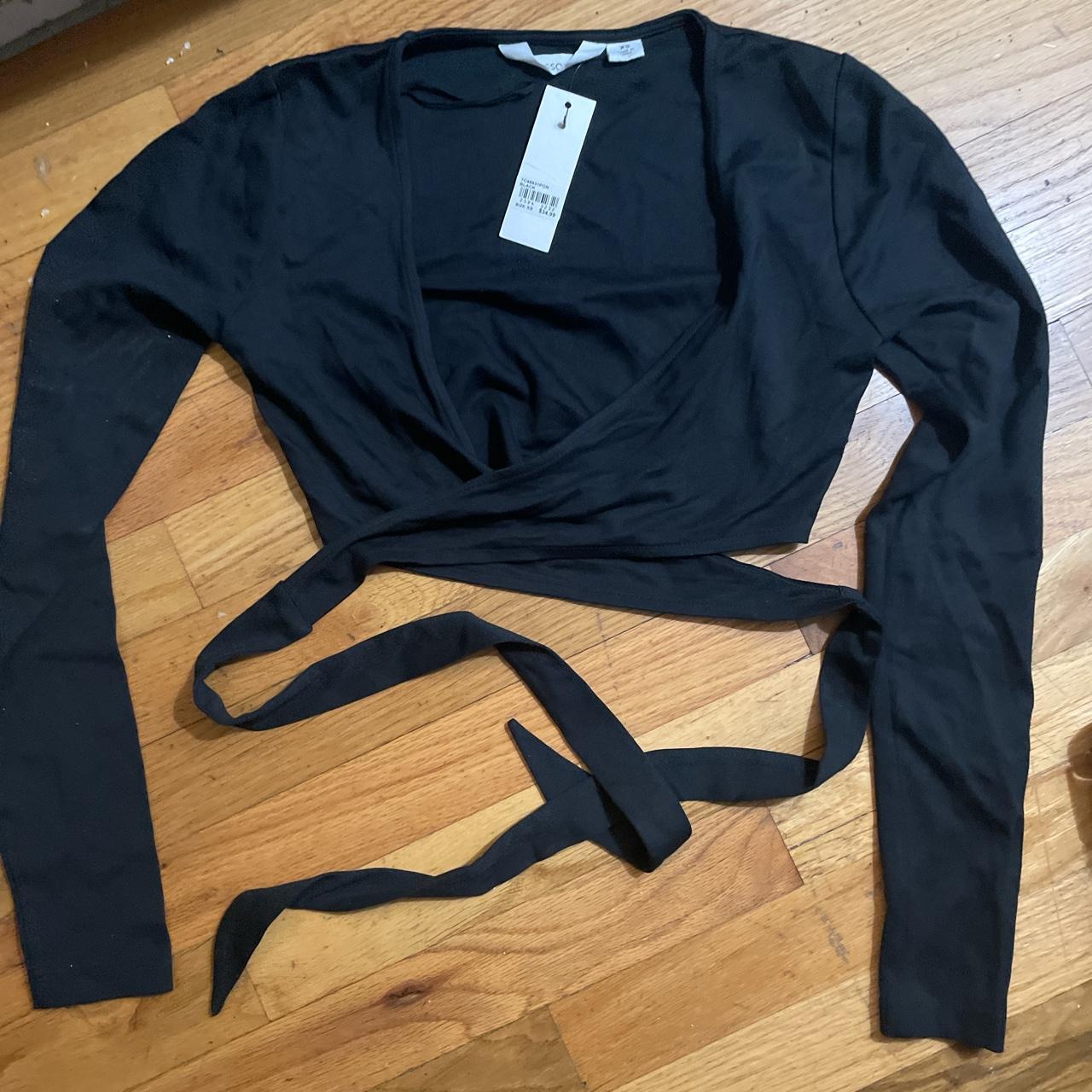 Glassons Women's Crop-top | Depop