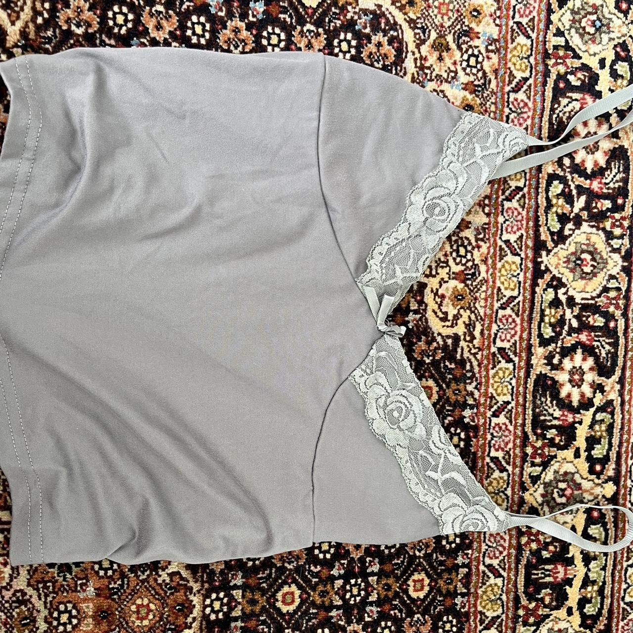 Size xs white fox tank - Depop