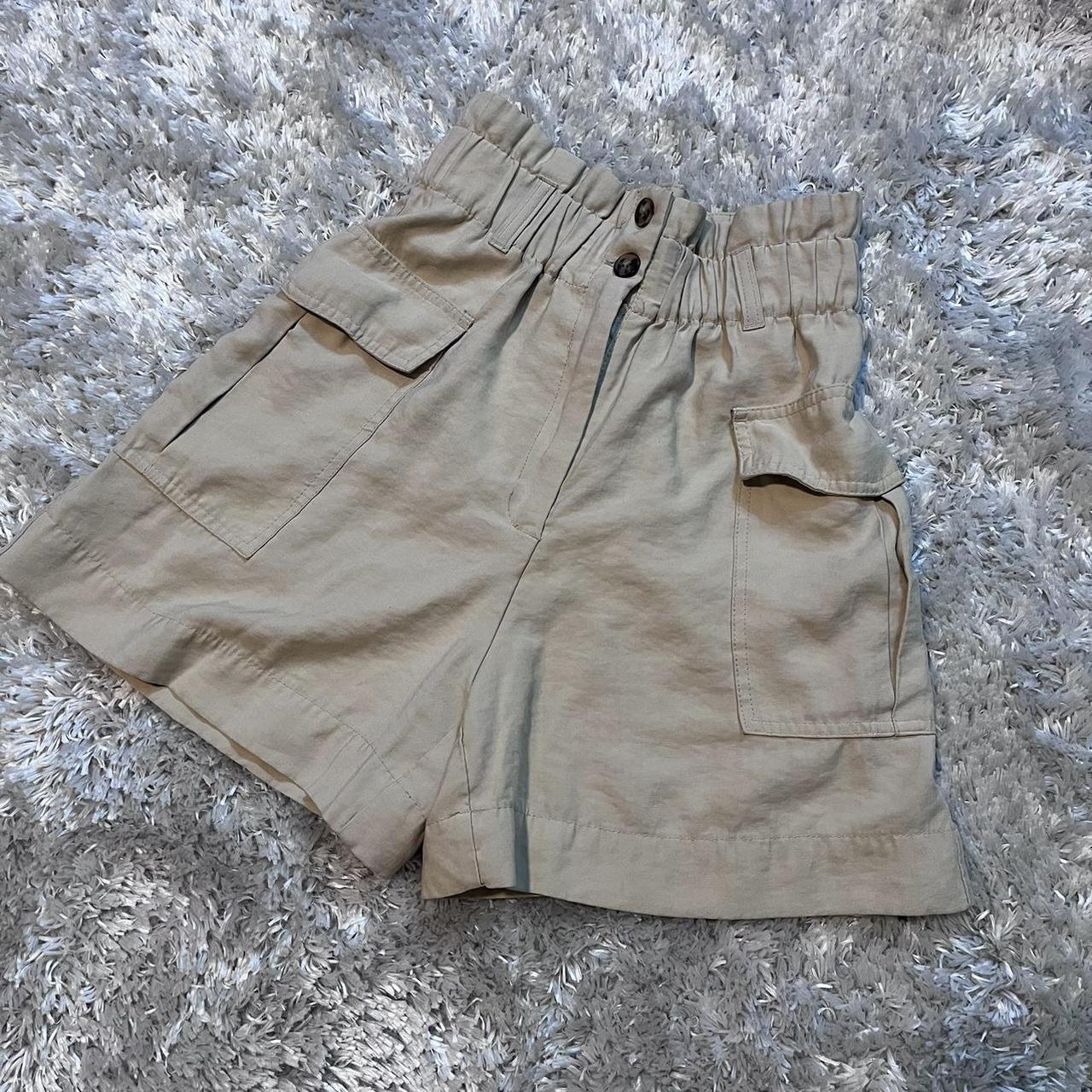 H&M Paper Bag Waist Cargo Khaki Shorts High Waist -... | Depop