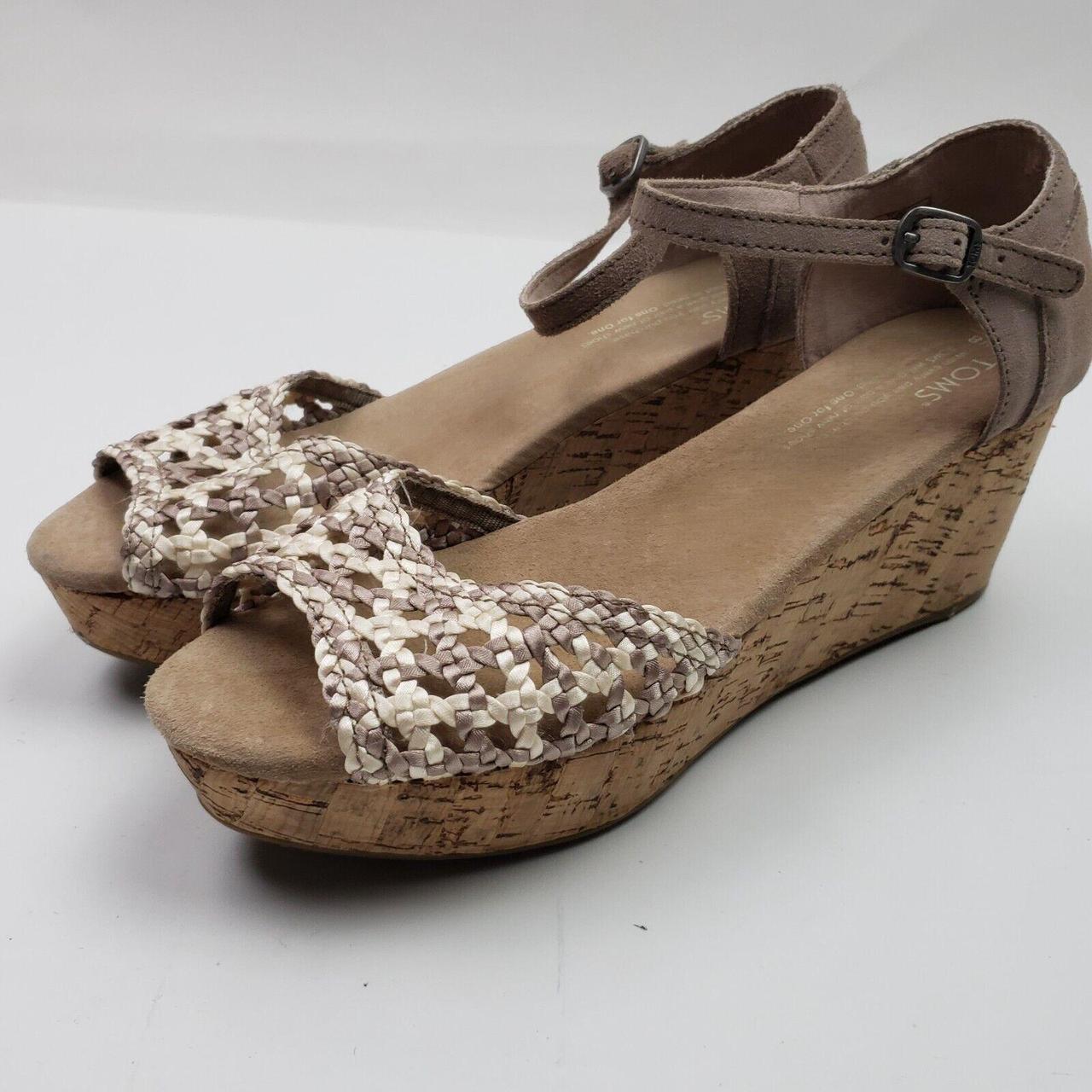 Toms Shoes Womens 8 Neutral Woven Tan Beige Ankle... - Depop