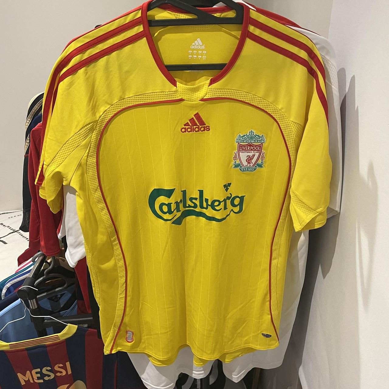 Liverpool FC 2006/08 away shirt Alonso 14 size M... - Depop