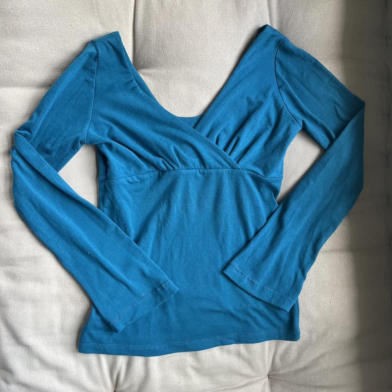 deep blue long sleeve top with a v-neck, very... - Depop