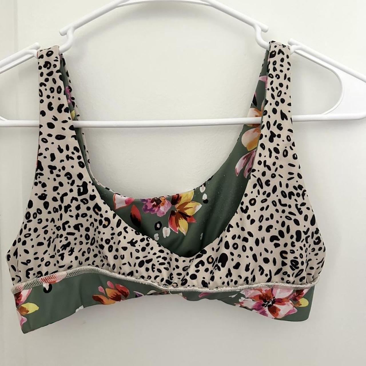 KULANI KINIS reversible top super stretchy and... - Depop