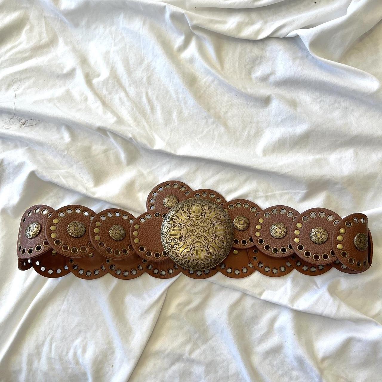 Deadstock vintage style belt Can be worn high... - Depop