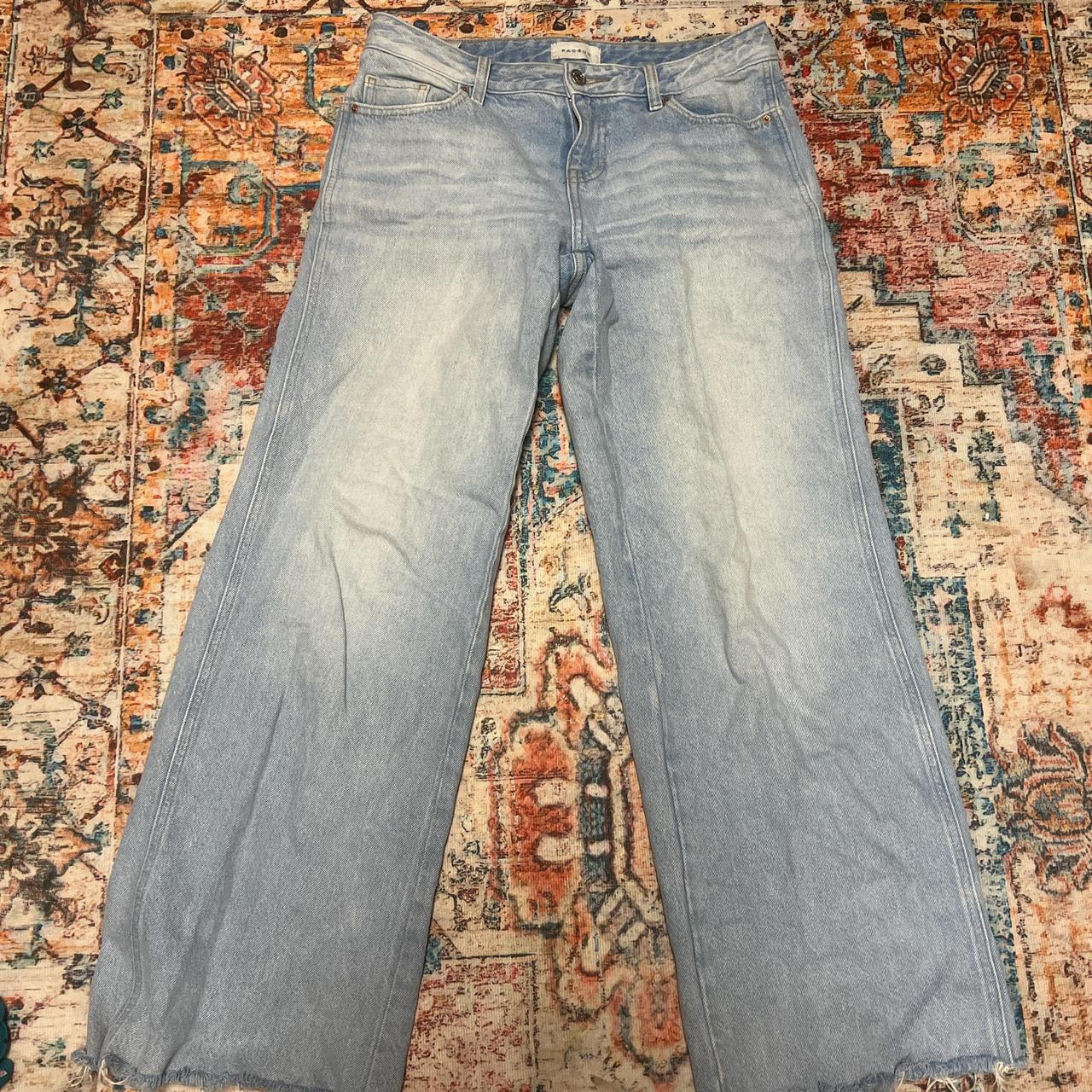 pacsun low rise baggy jeans size 25 •light... - Depop