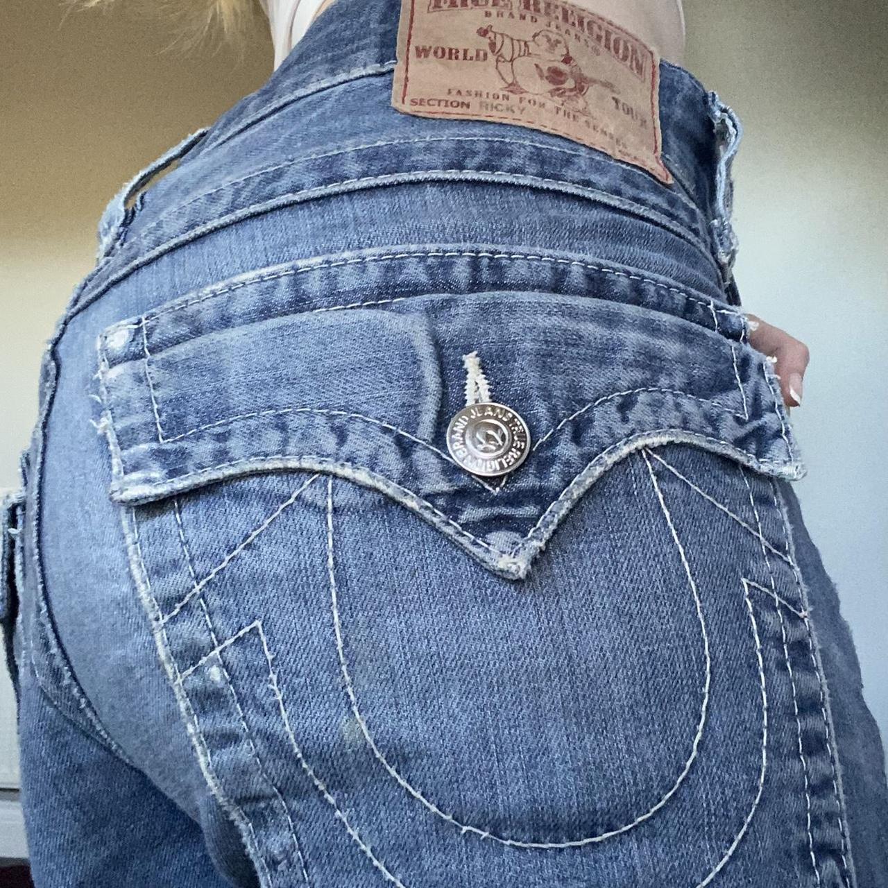 True Religion Women's Navy and Blue Jeans | Depop