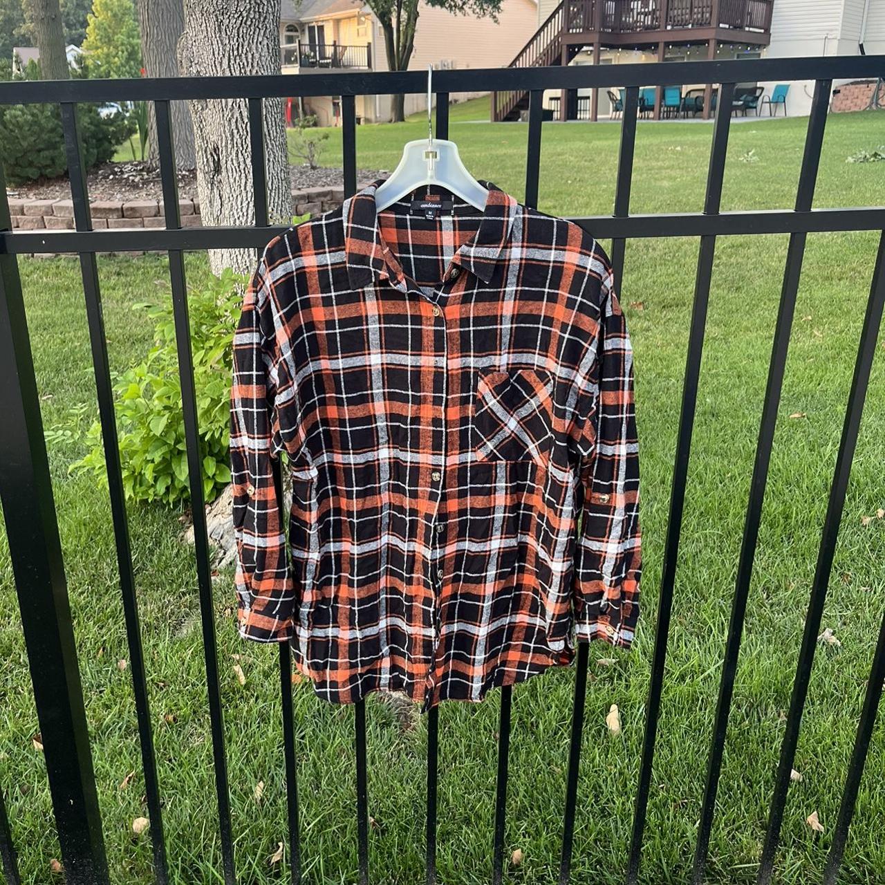 Black and orange flannel - Depop