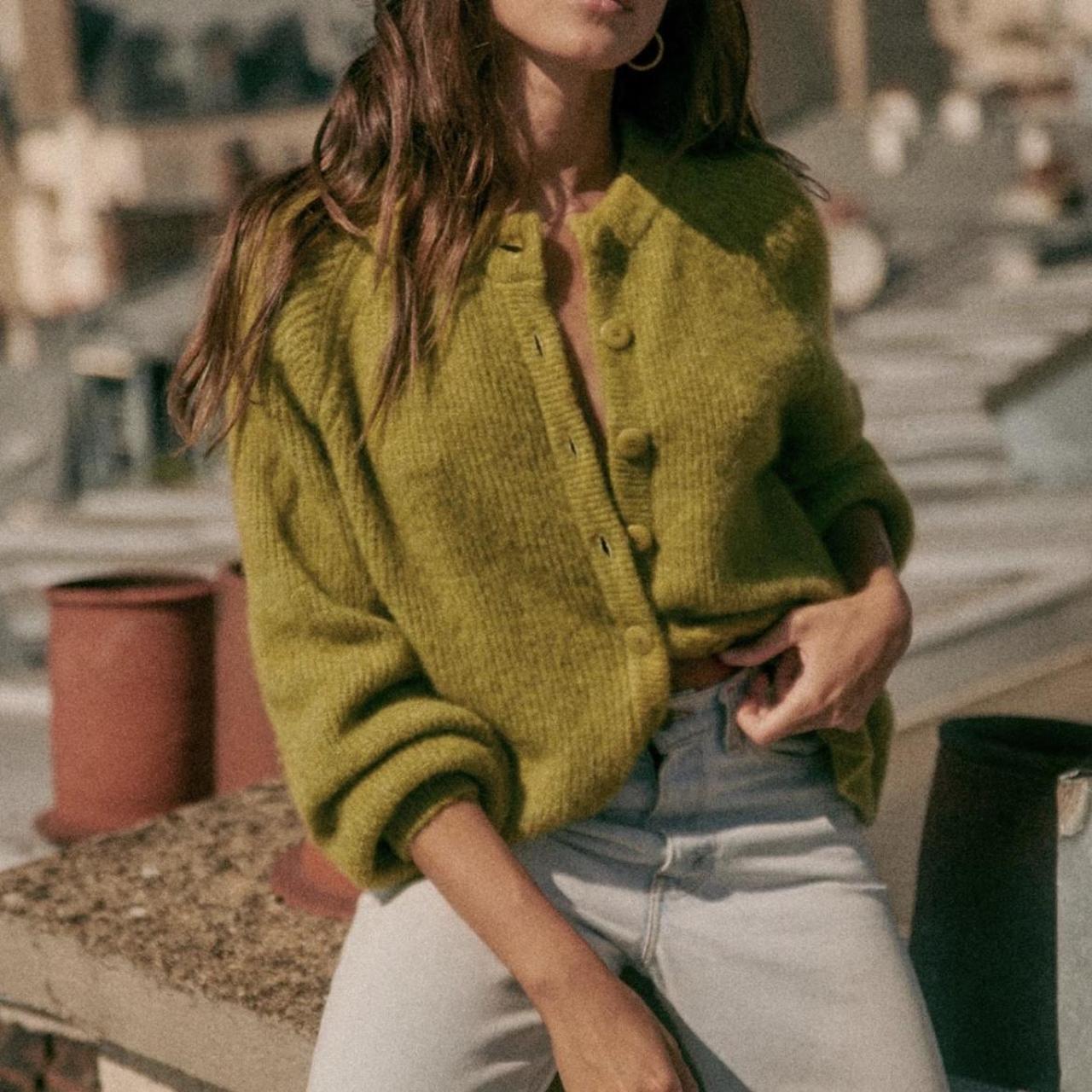Sézane Women's Green Jumper | Depop