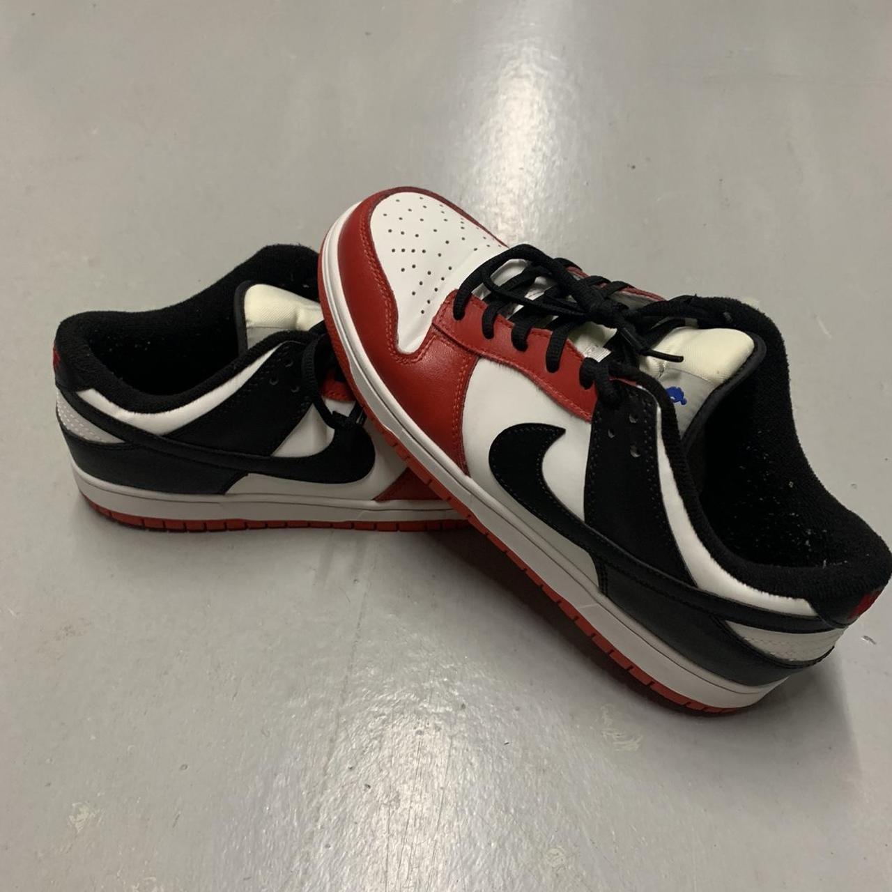 Nike Men's Black and Red Trainers | Depop