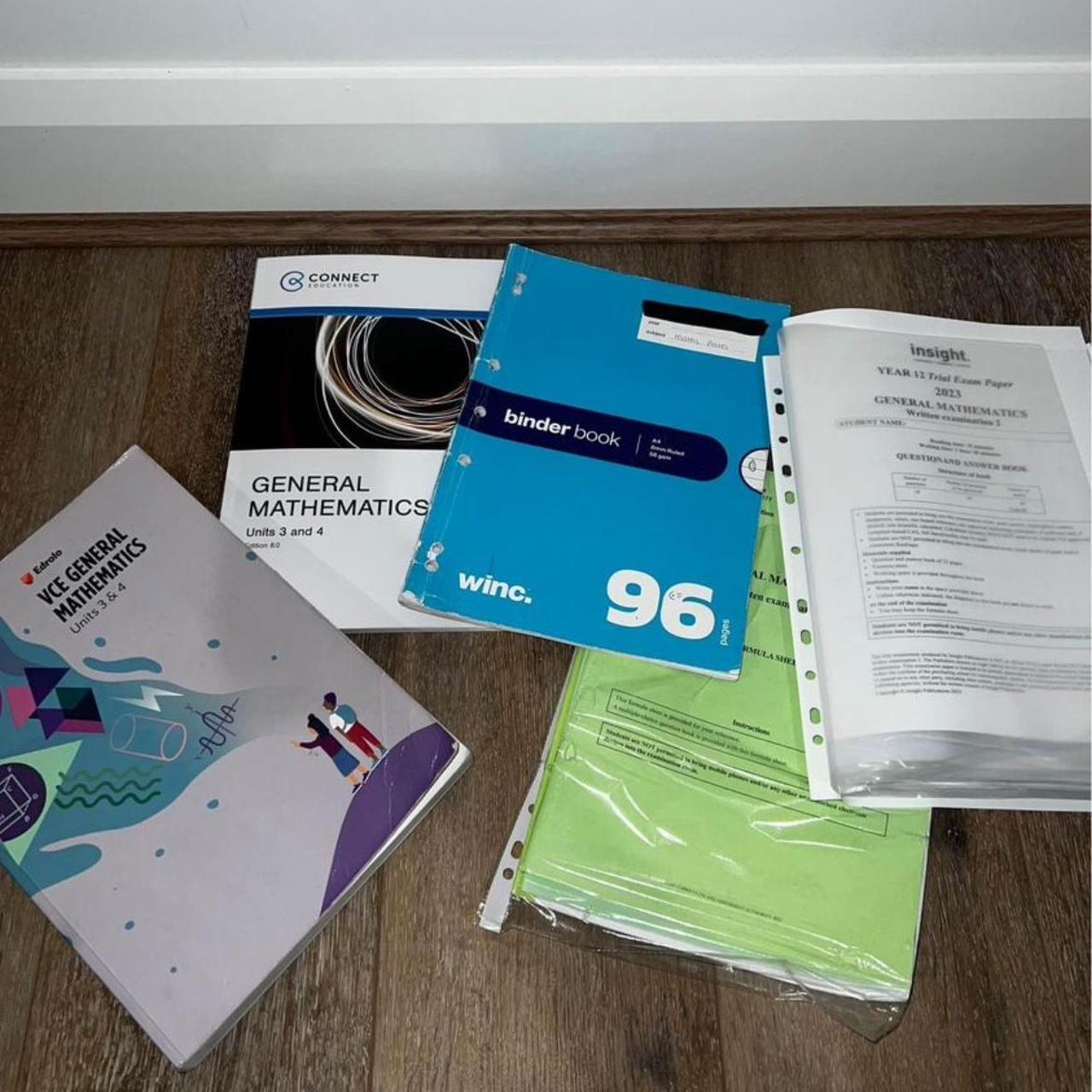 VCE unit 3&4 general/ further maths... - Depop