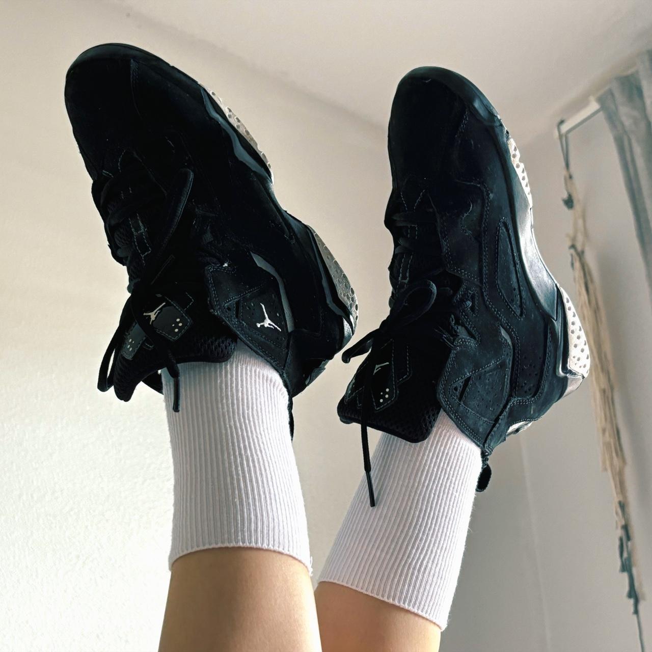 Jordans kid size 3Y. I’m a 6.5 and they are tight on... - Depop