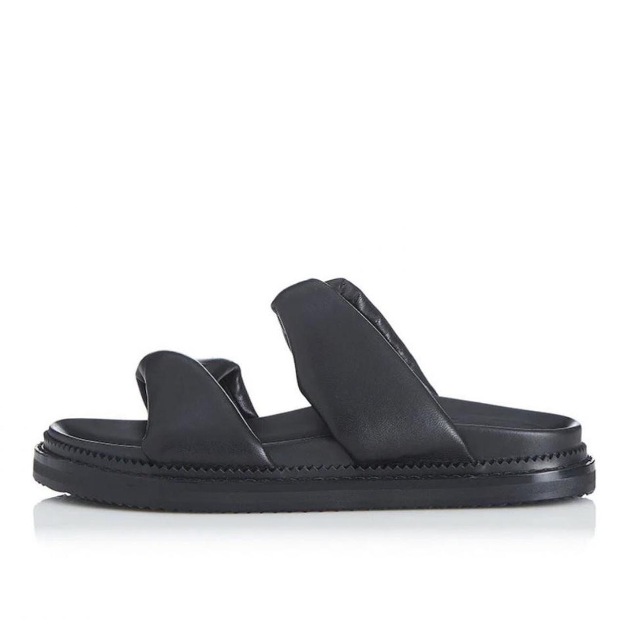 alias mae ‘paris’ sandal in black🫶 all signs of wear... - Depop