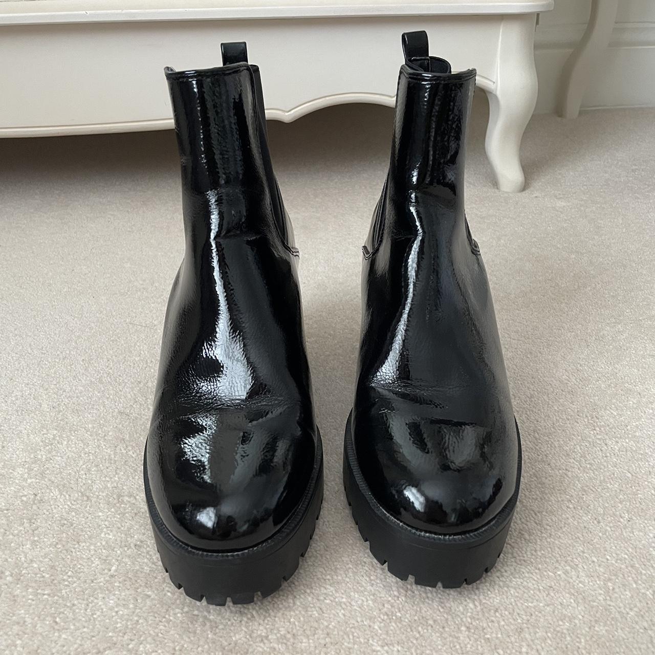 New look patent chelsea boots Worn a couple of... - Depop