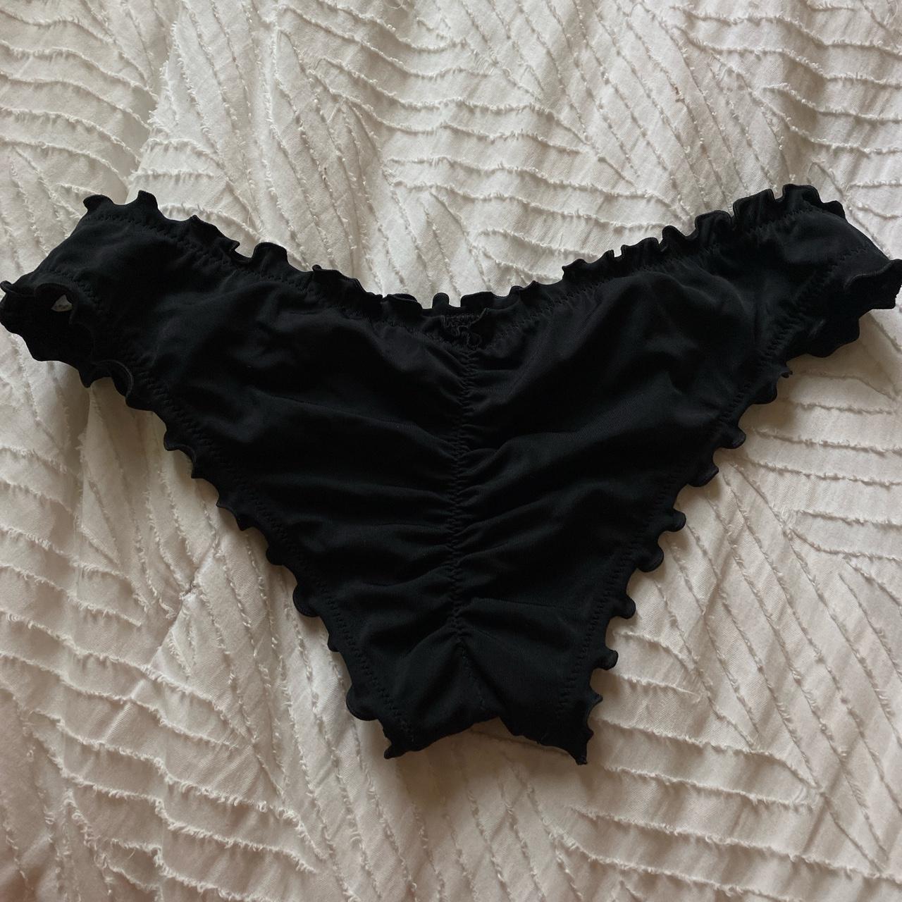 💌 cheeky scrunched bikini bottoms 💌 •size... - Depop