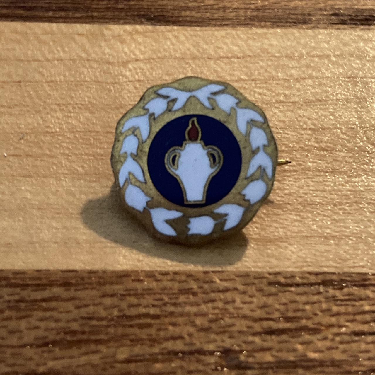 Vintage Gideon lamp pin 10KGF #pincollector... | Depop