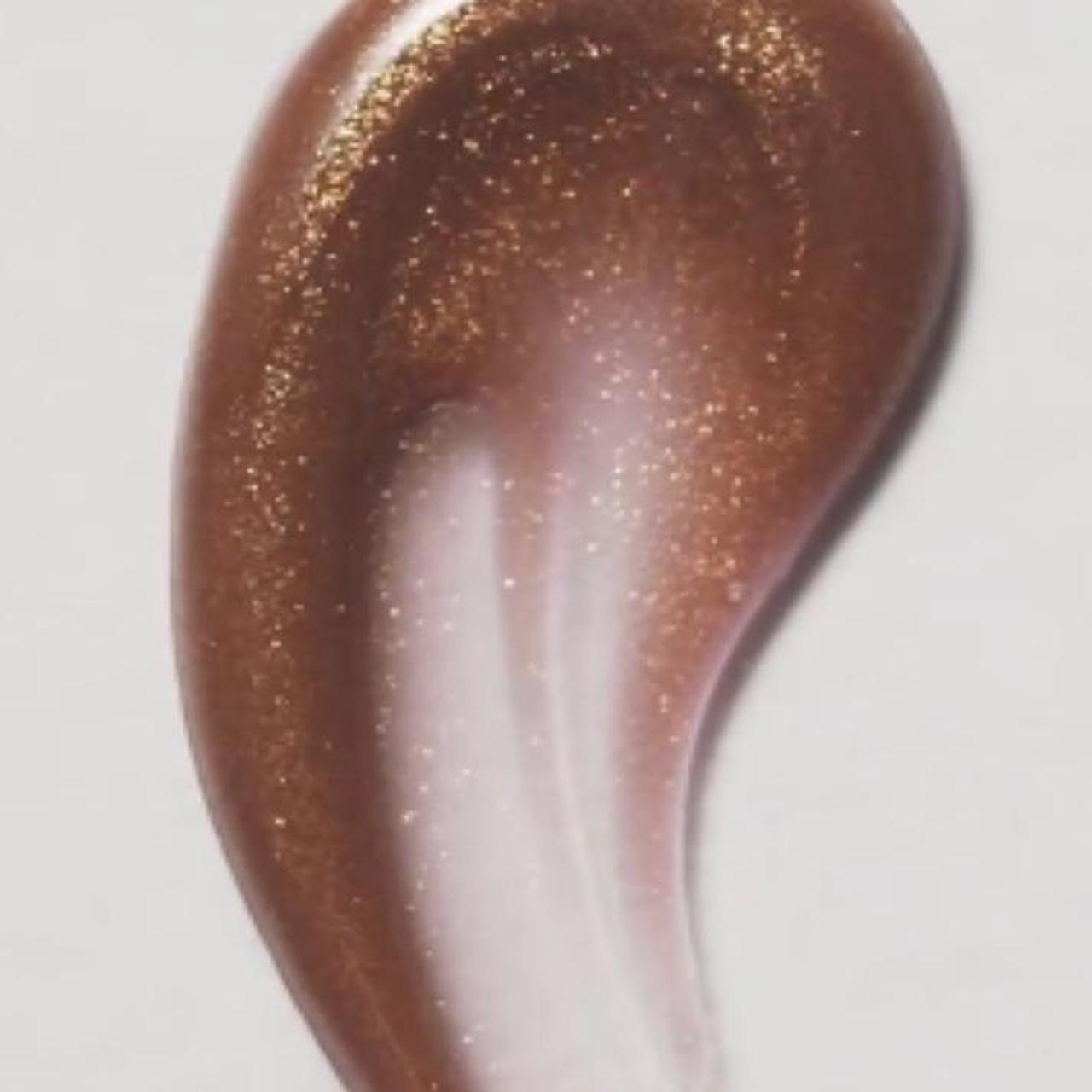 4 rhode cinnamon roll lip tints + Rhode puffer... - Depop