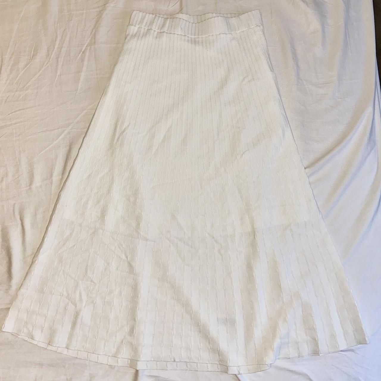 Elka collective white knit a-line skirt. Size 8. - Depop