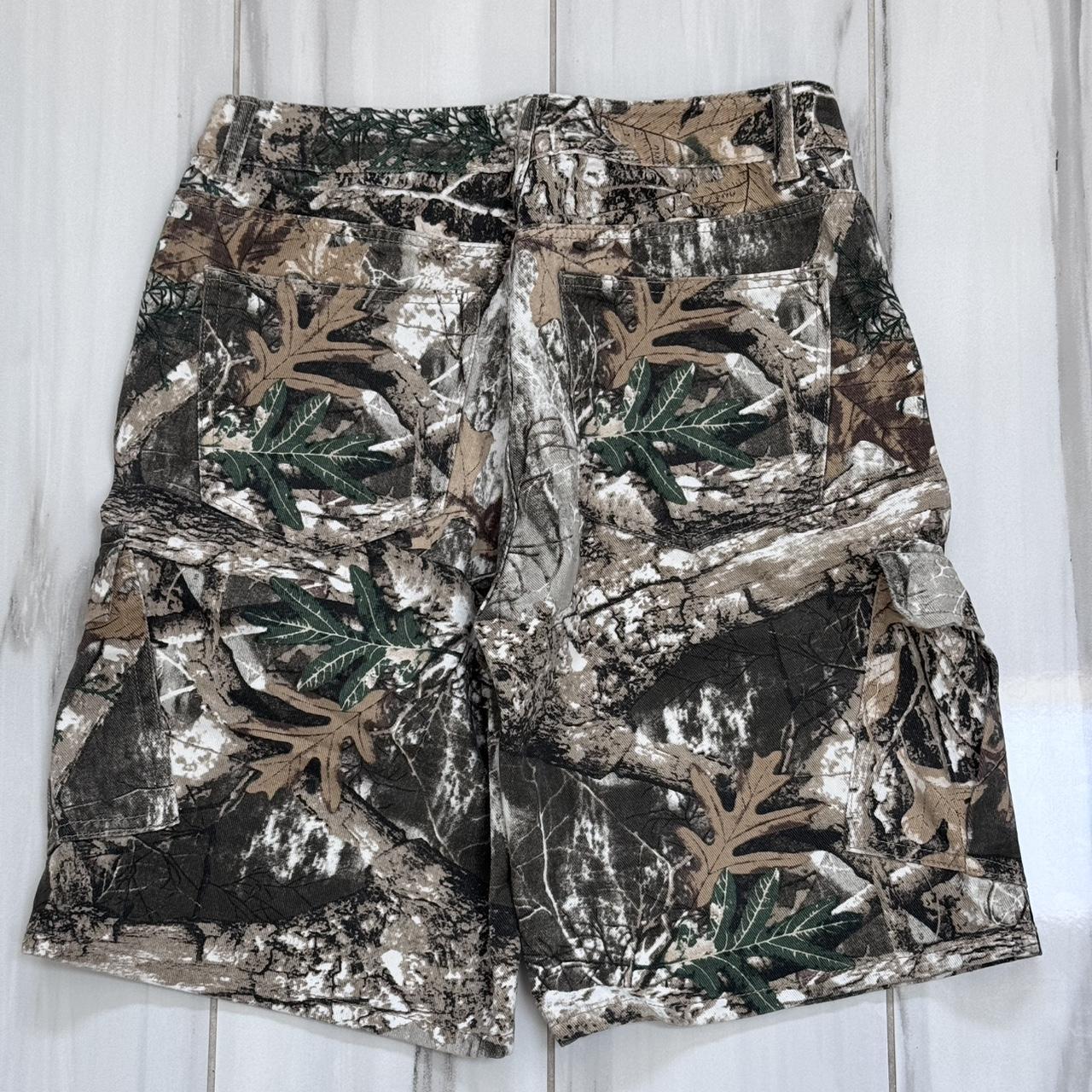 Baggy Realtree Style Camo Cargo Shorts -Super... | Depop