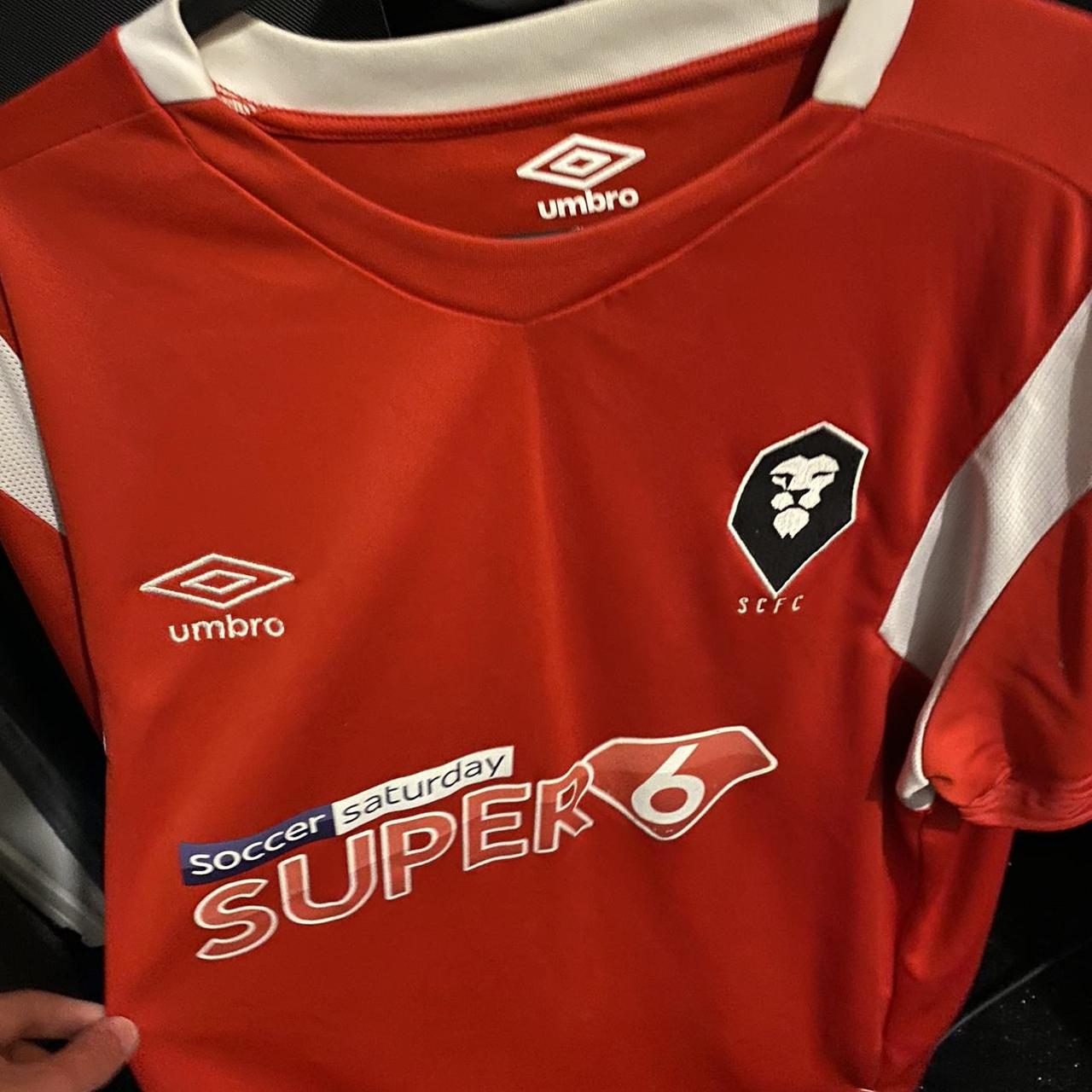 Men's T-shirt | Depop