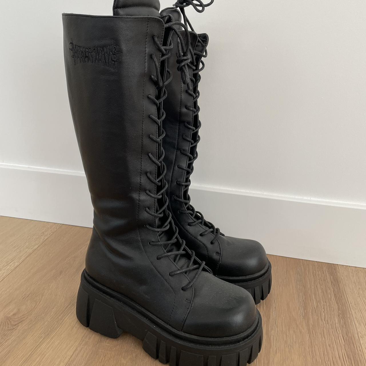 chunky leather platform boots 🖤🖤🖤🖤 lace up platform... - Depop